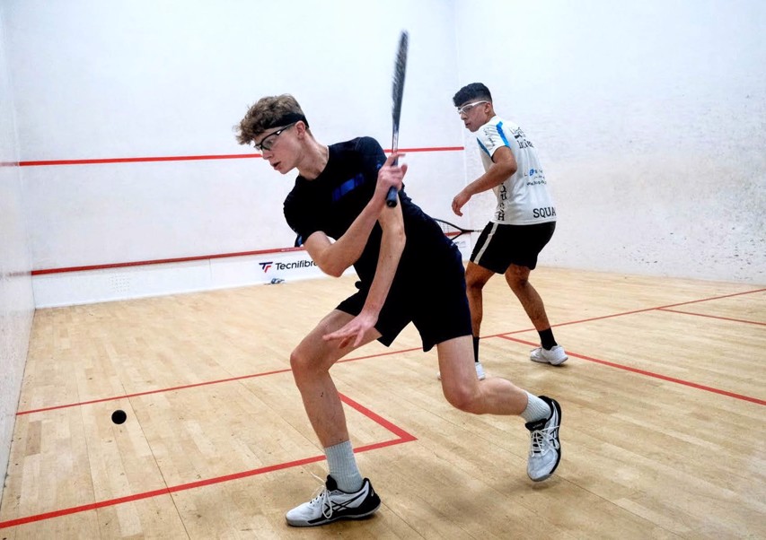 England Squash - Top seeds advance on day one of English Junior Championships